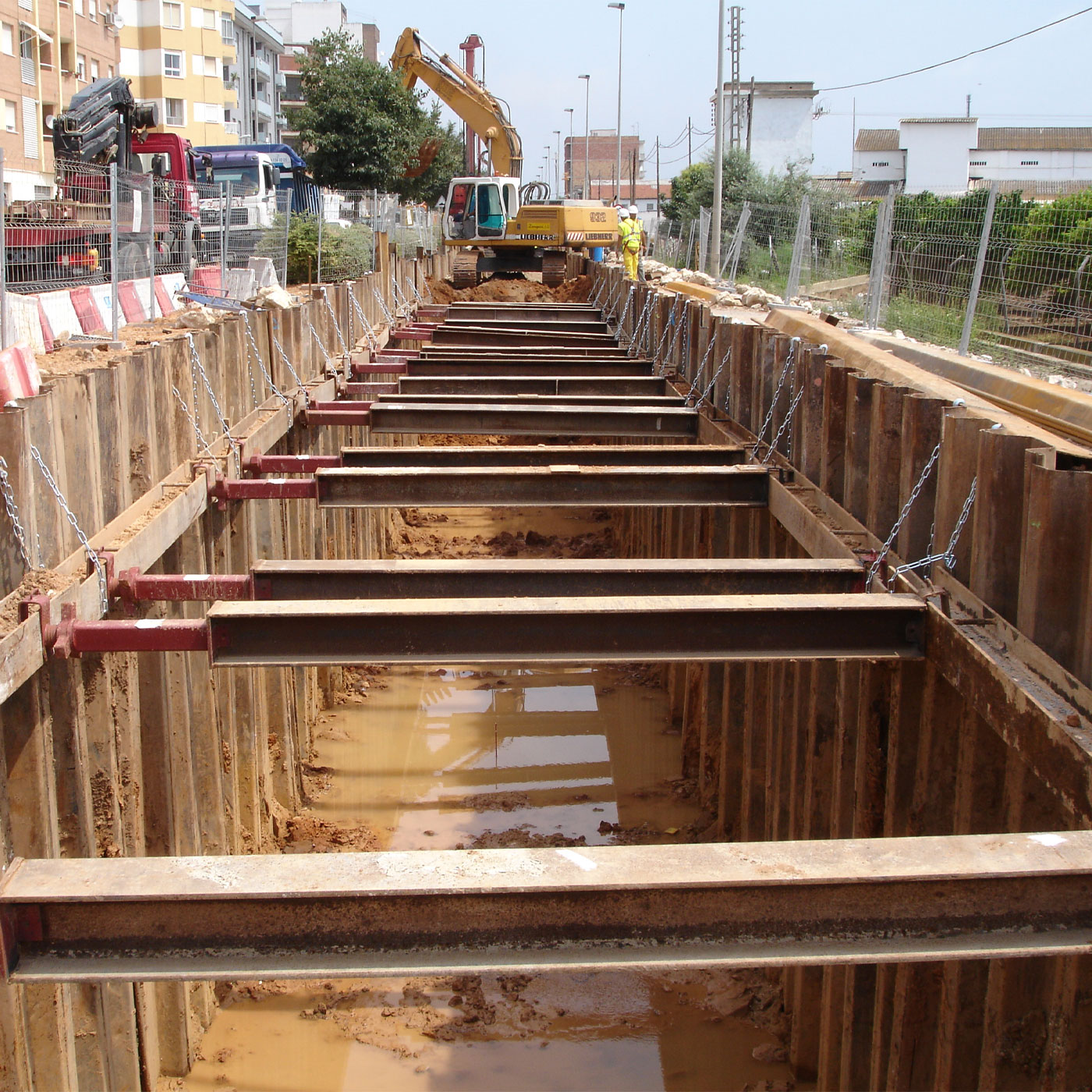 Trench struts - ISCHEBECK AUSTRALIA